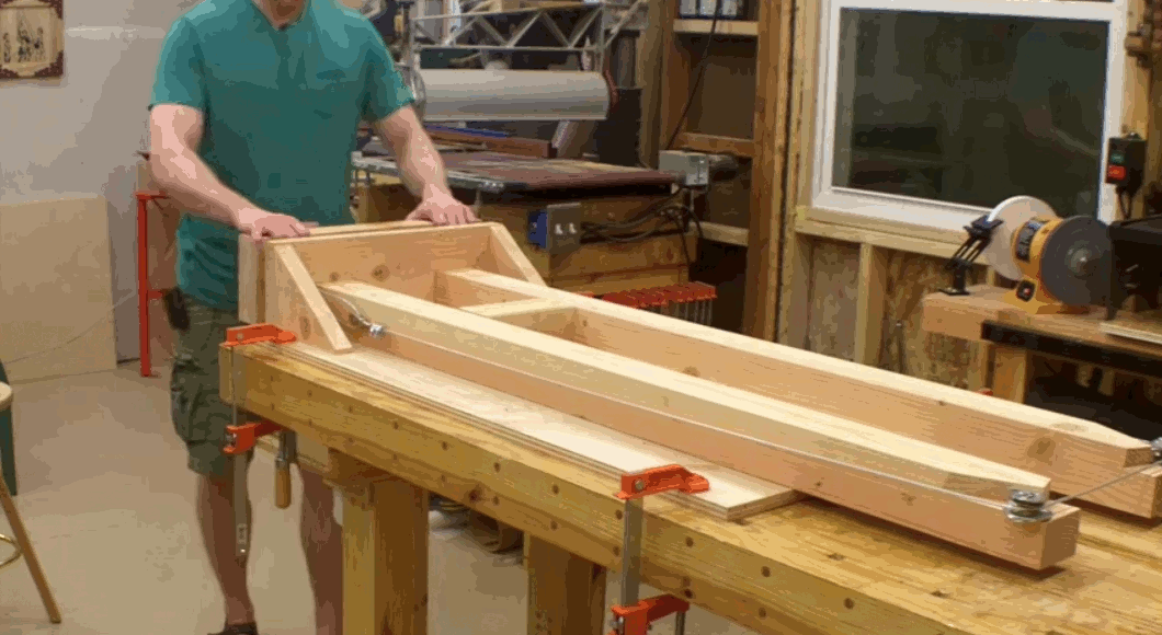 New Cable-Based Vise Improves Woodworking Workshop | Hackaday