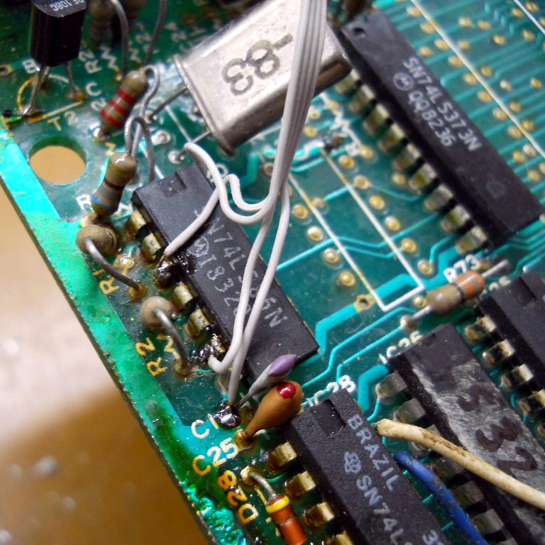 Colorizer For ZX81 Clone | Hackaday