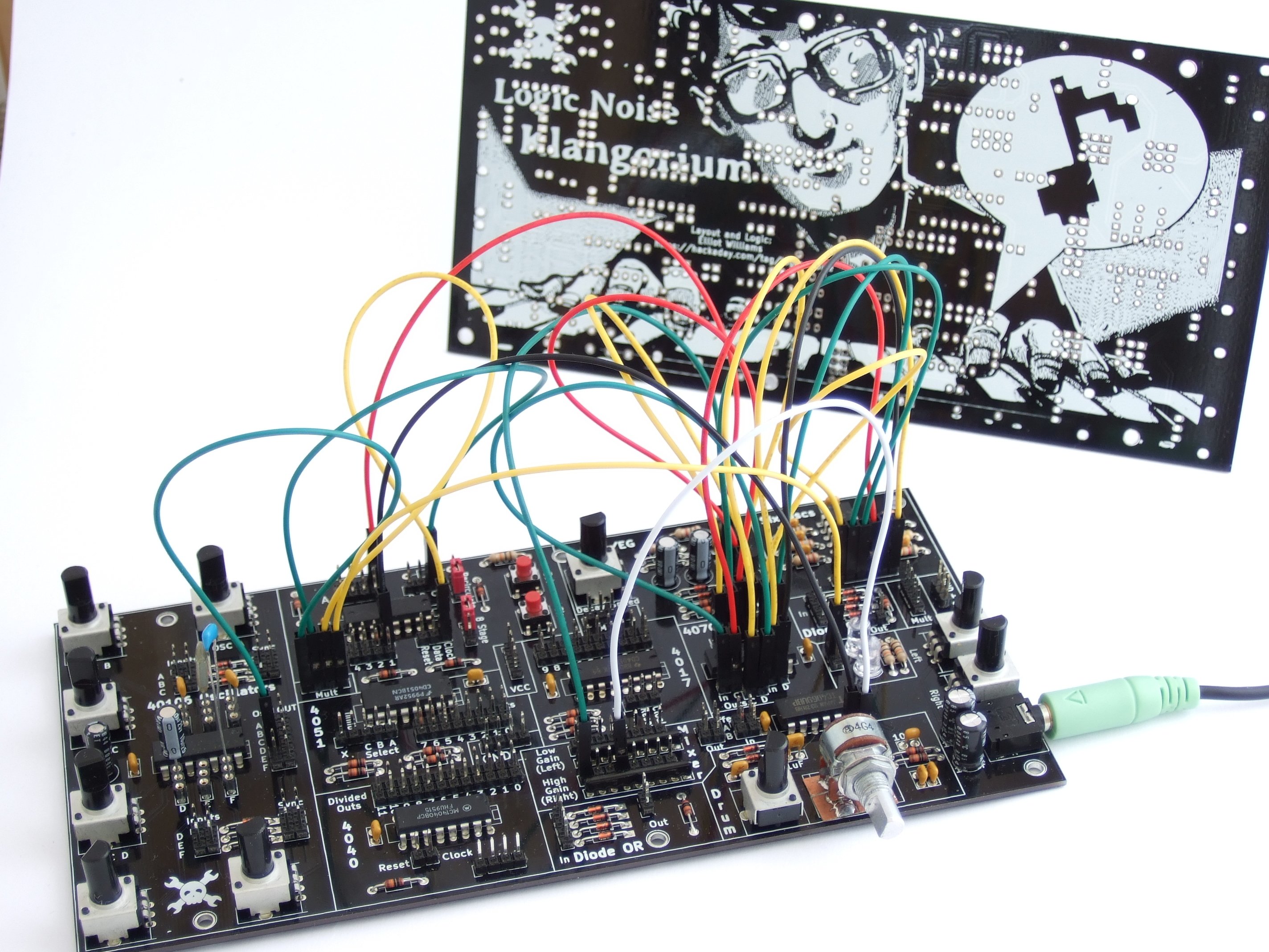 Logic Noise: Ping-pong Stereo, Mixers, And More | Hackaday