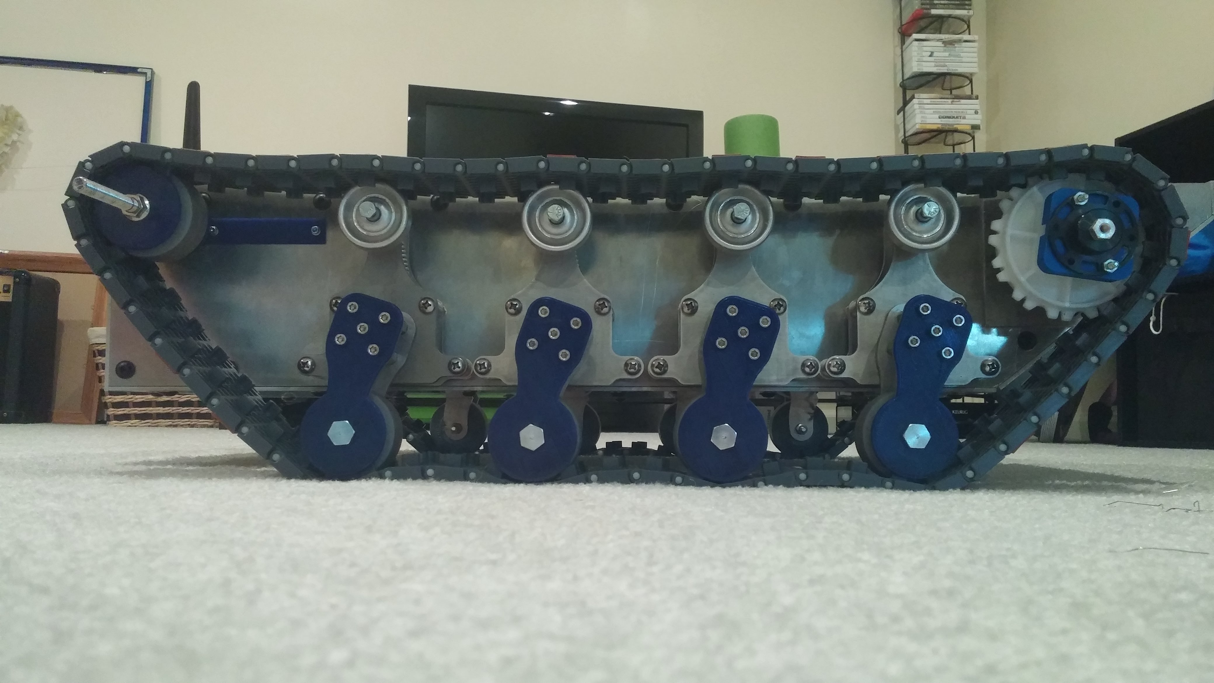 Tank Tracks | Hackaday