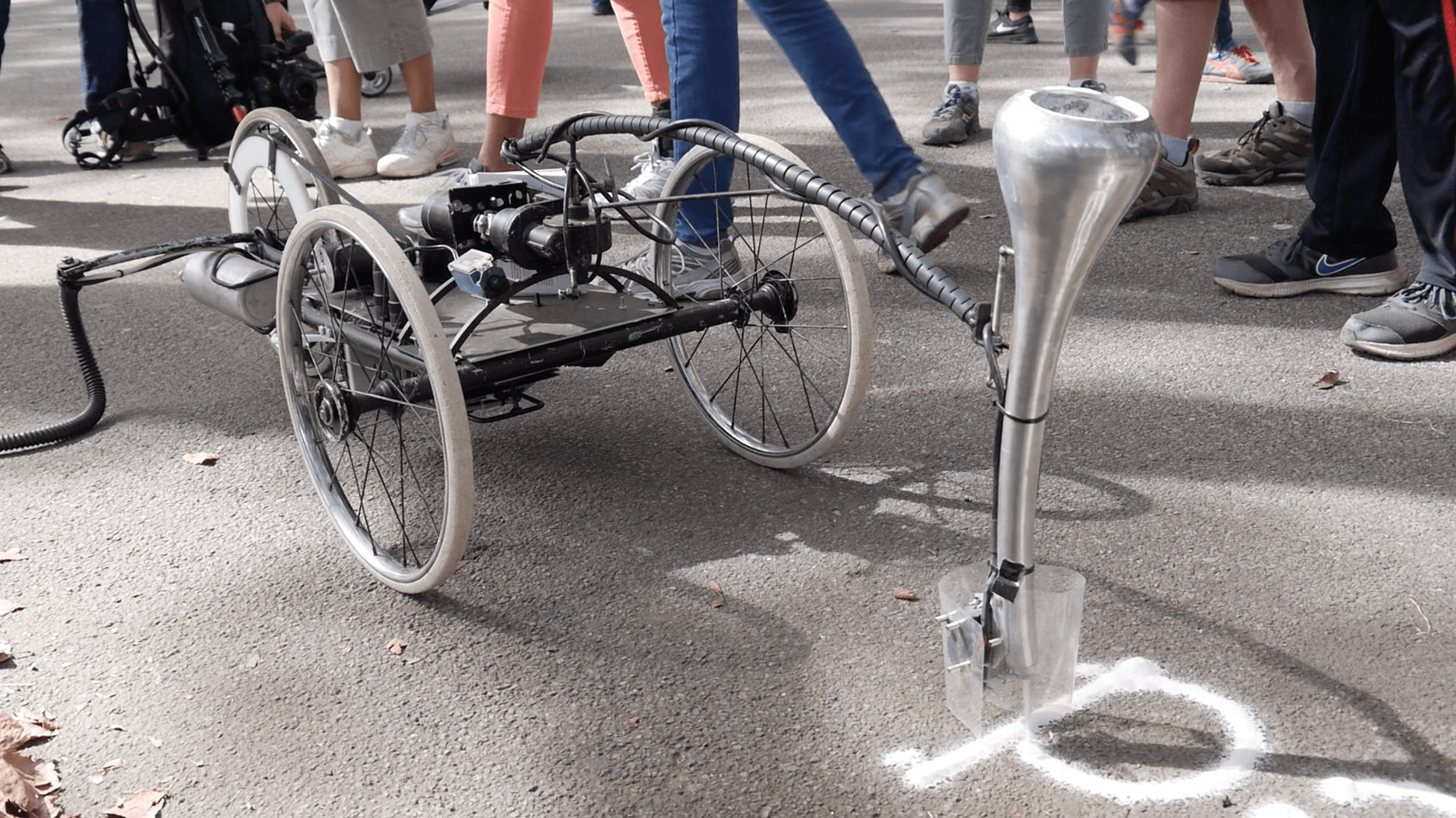 Sandy Poems Drawn By A Robot Named Skryf | Hackaday