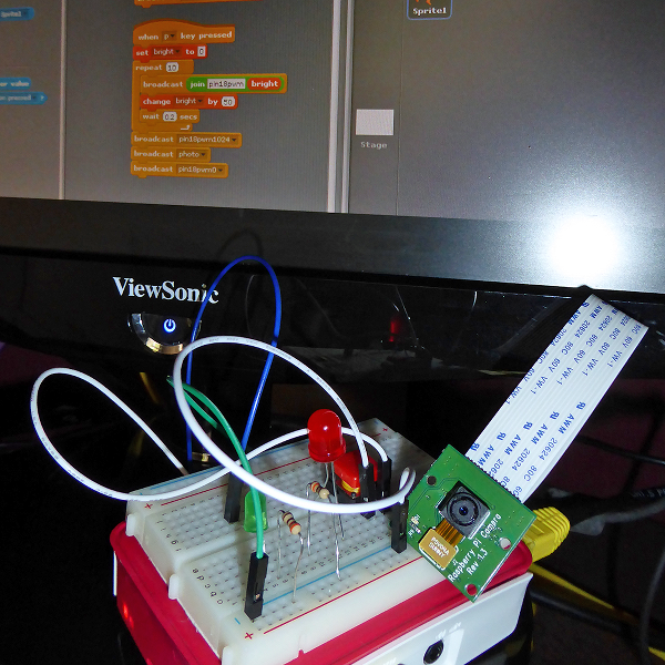 Latest Raspberry Pi Images Have Improved Scratch Hackaday
