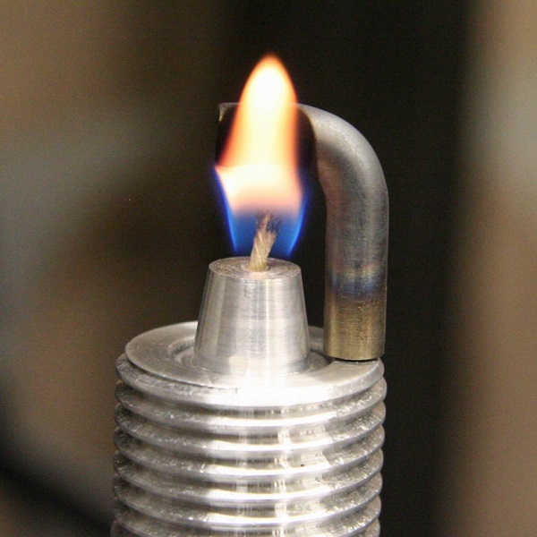 Spark Plug Lights The Darkness | Hackaday