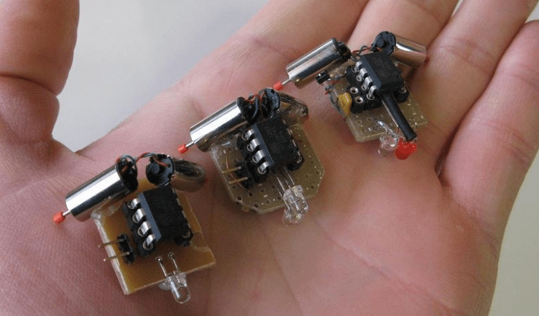 Hacklet 83 – Tiny Robot Projects | Hackaday