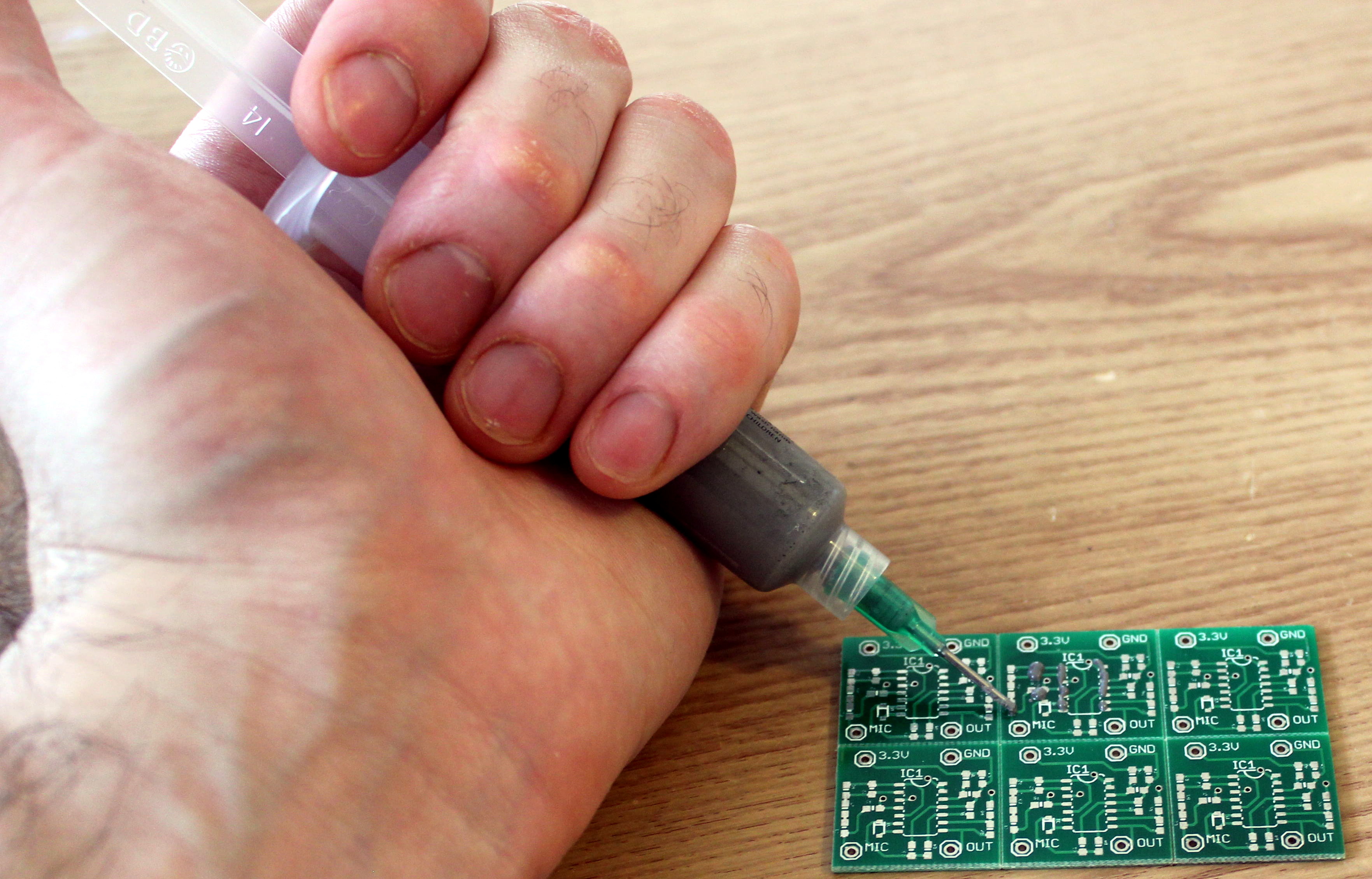 Tools Of The Trade – Solder Paste Dispensing | Hackaday