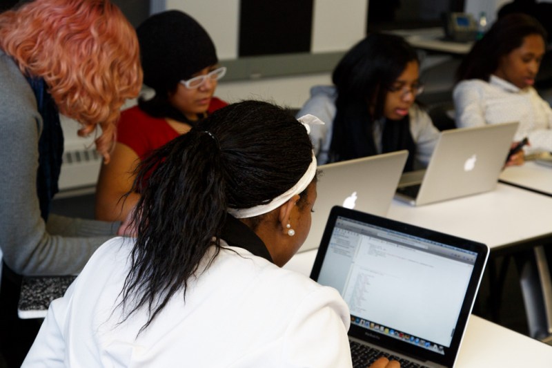 Phoenix Perry: Forward Futures | Hackaday