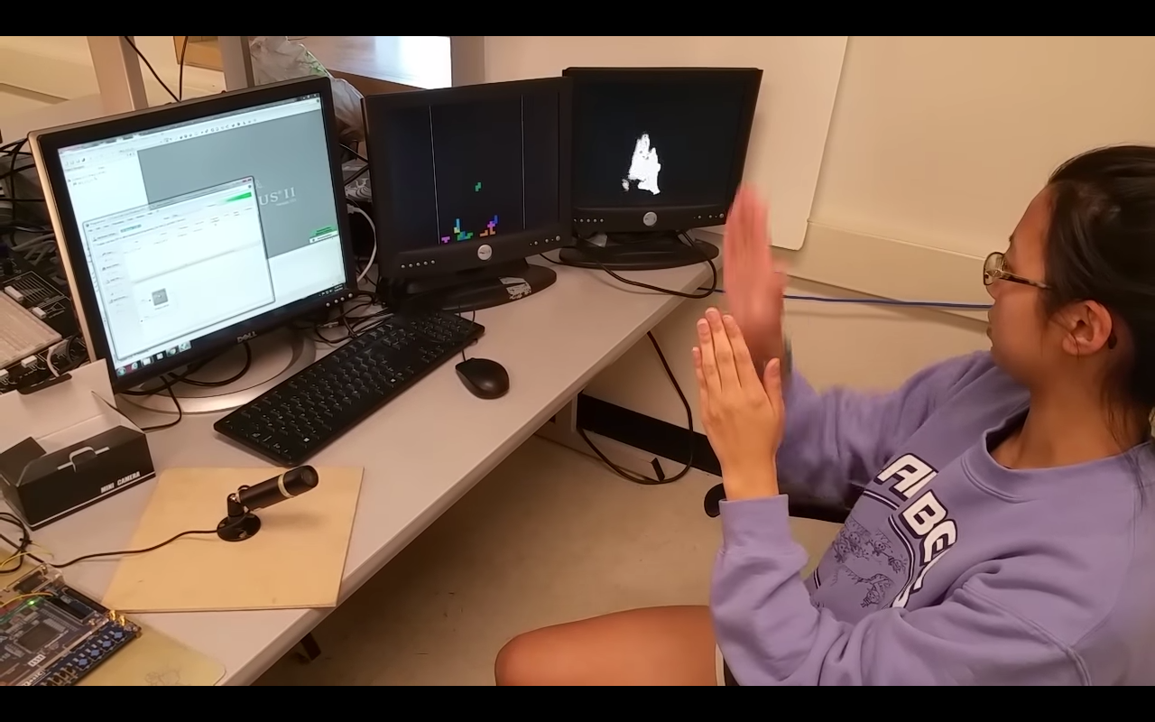 Hand Gestures Play Tetris | Hackaday