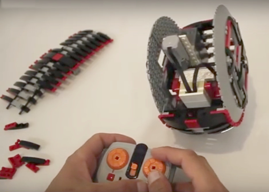 LEGO Monowheel Corners Like It’s On Rails | Hackaday