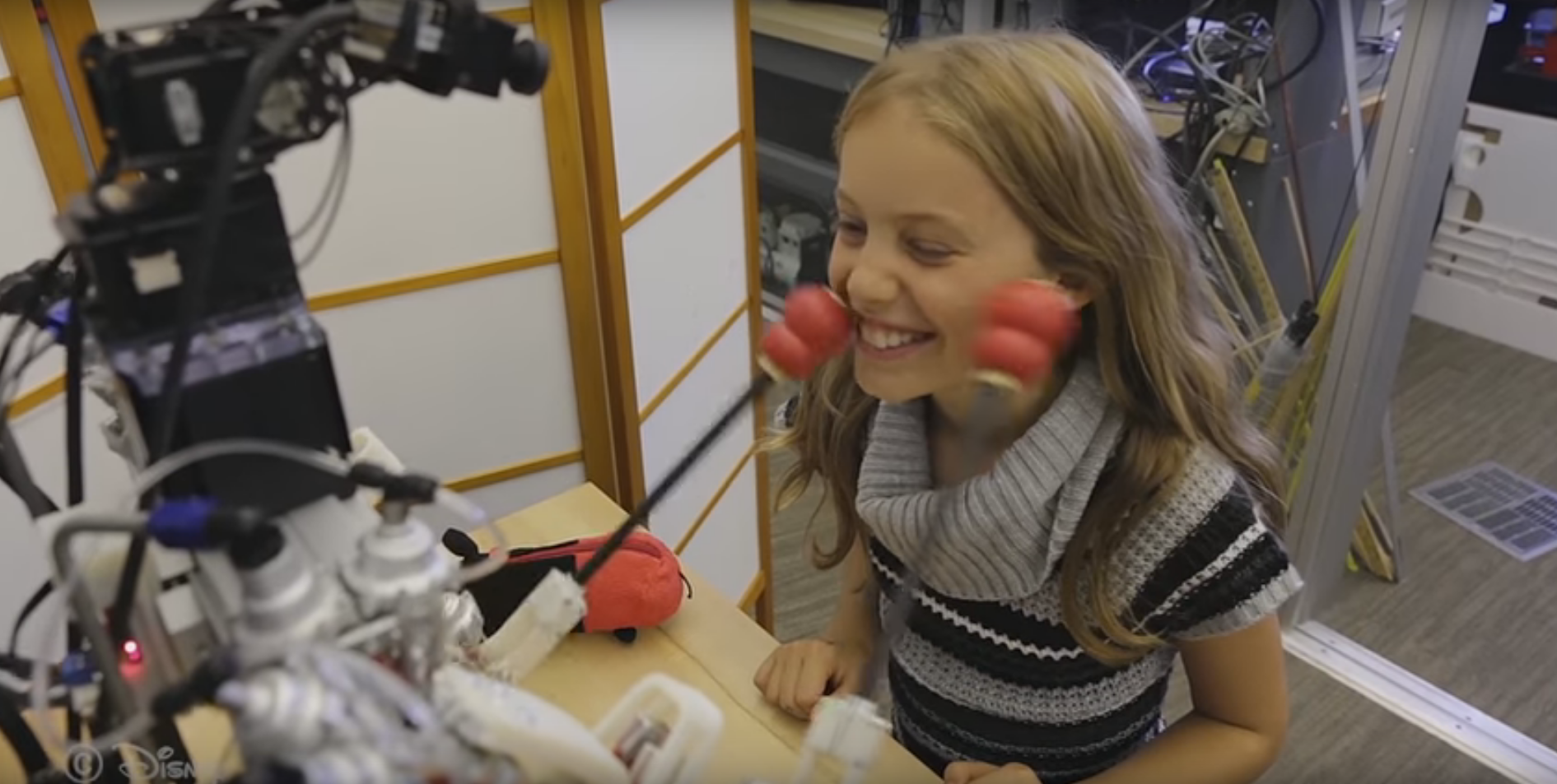 Keeping Humanity Safe From Robots At Disney | Hackaday