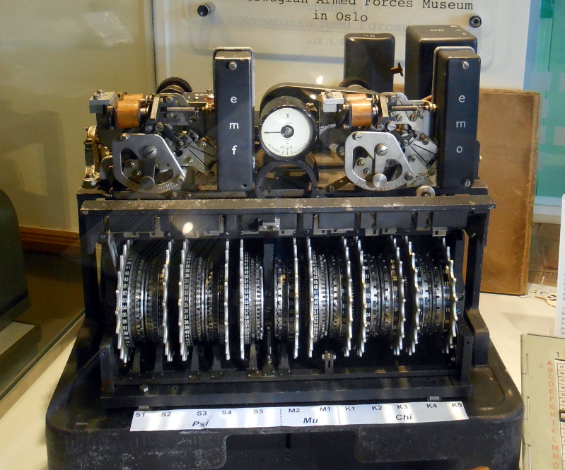 Colossus: Face To Face With The First Electronic Computer | Hackaday