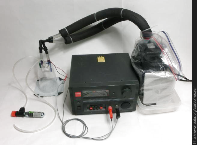 Dry Ice Generator Liquid Cooling1 Bright Hackaday