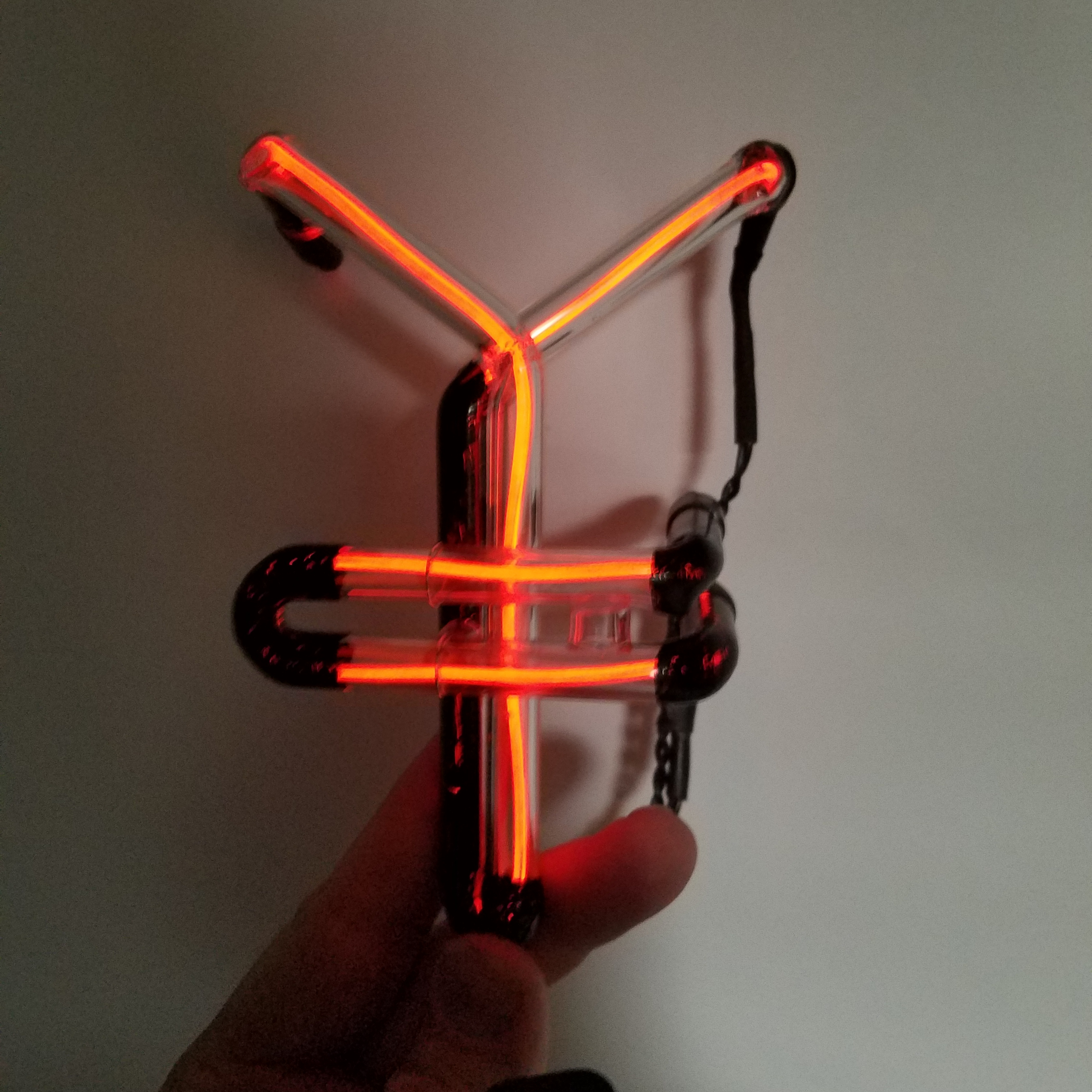 Forge Your Own Neon Signs With EL Wire | Hackaday