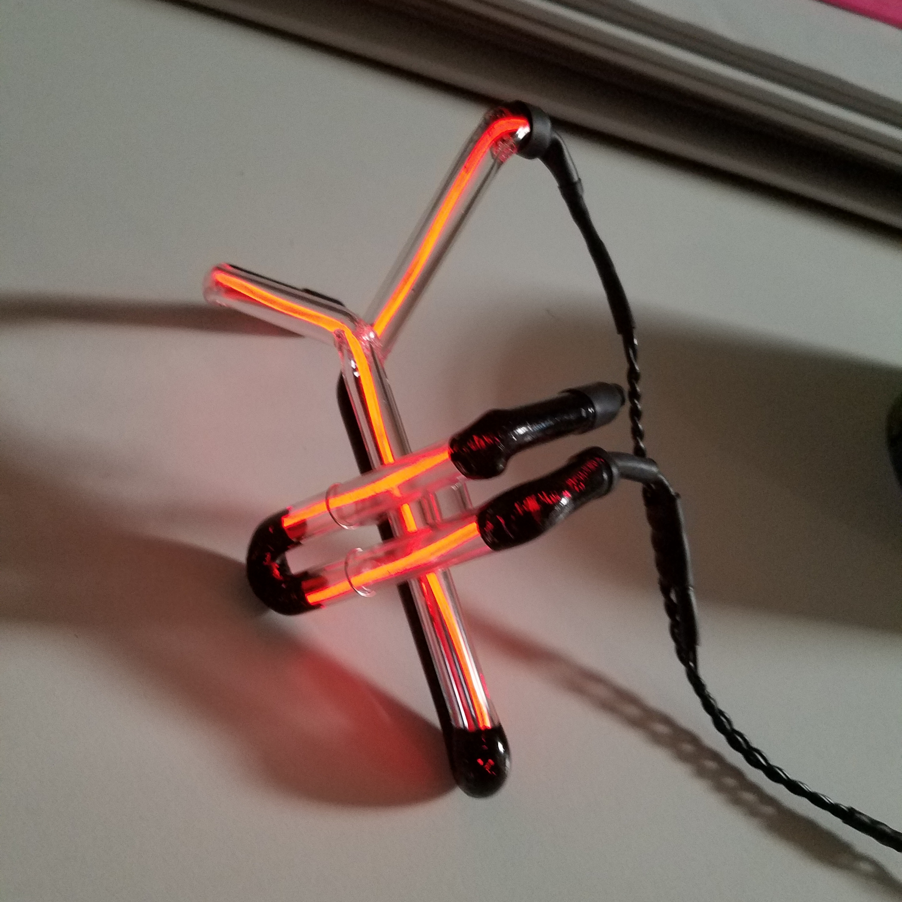 Forge Your Own Neon Signs With EL Wire | Hackaday