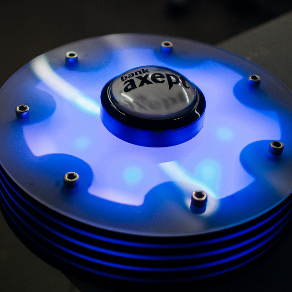 Arcade Button Pressing Game Hackaday
