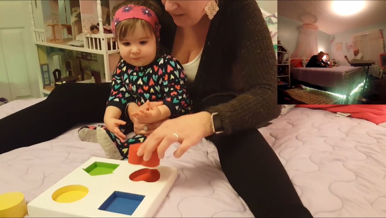 Interactive Game Board Helps Toddler Learn Colors And Shapes | Hackaday