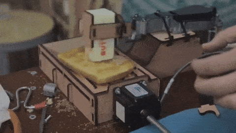 Toast-Bot Butters For You (Sometimes) | Hackaday