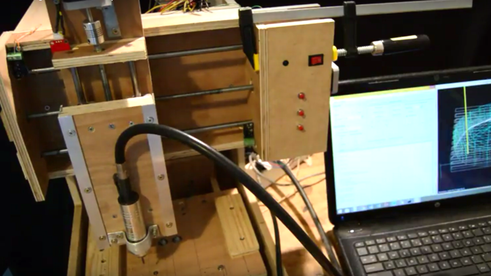 Pint-Sized, Low-Cost CNC Machine | Hackaday