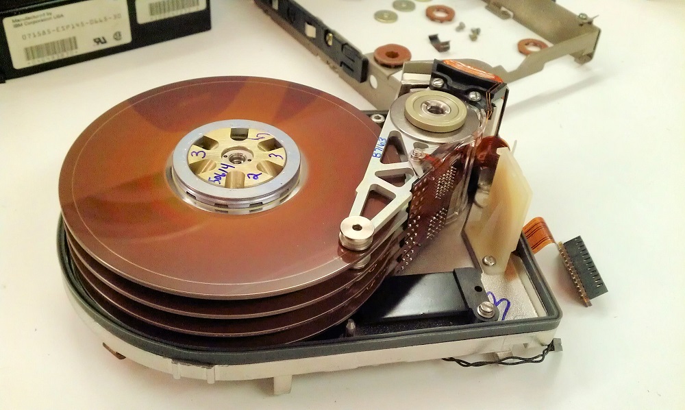 Storing Data On A Single Atom | Hackaday