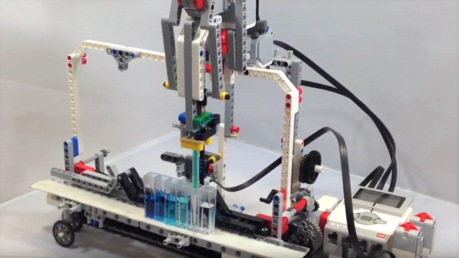 LEGO Liquid Handler And Big Biology | Hackaday