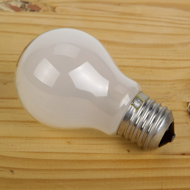 How Many Inventors Does It Take To Invent A Light Bulb | Hackaday