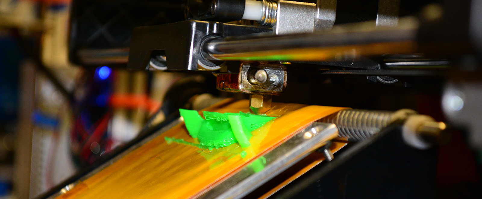 MRRF 17: The Infinite Build Volume Printer | Hackaday