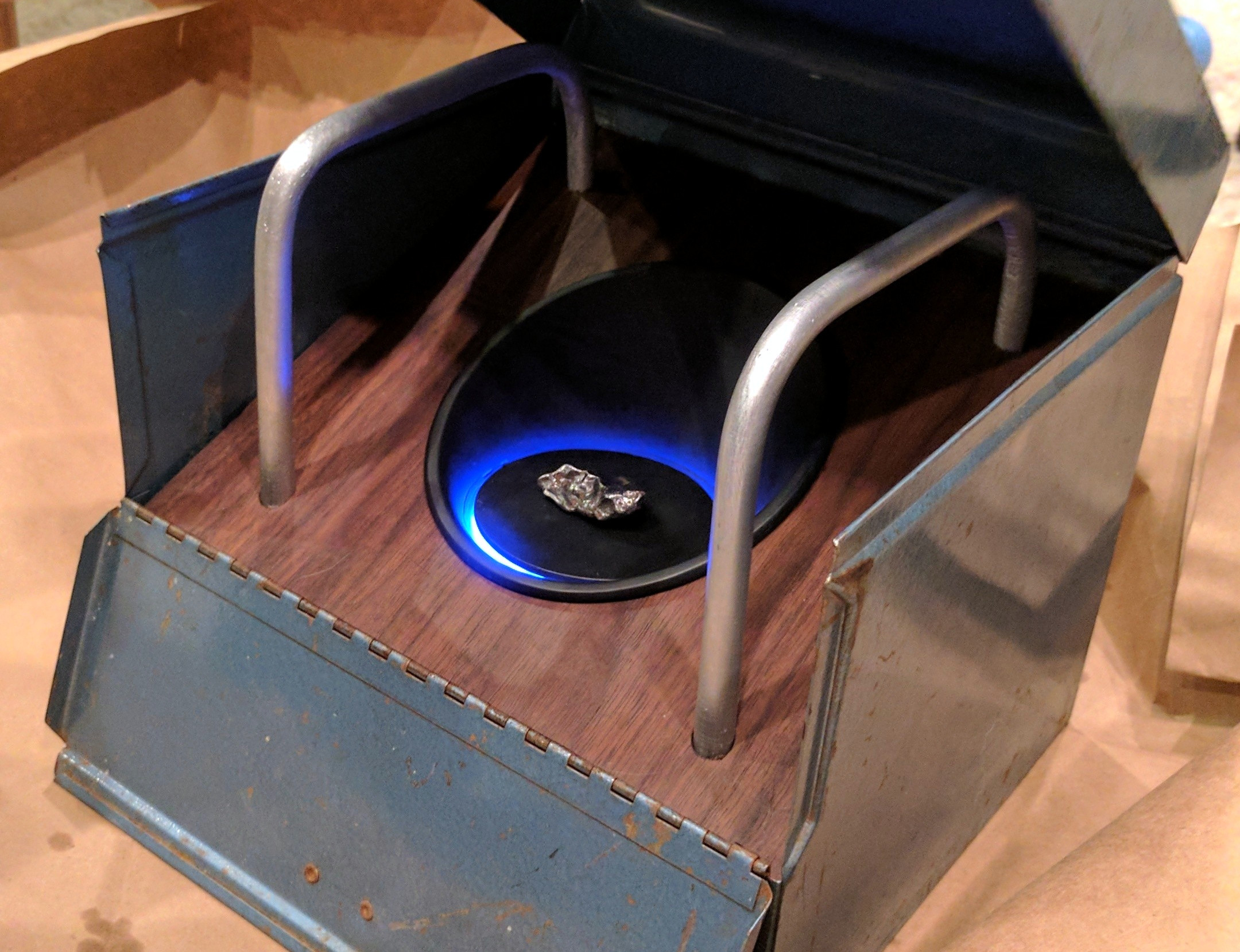 A Meteorite Gift Box | Hackaday