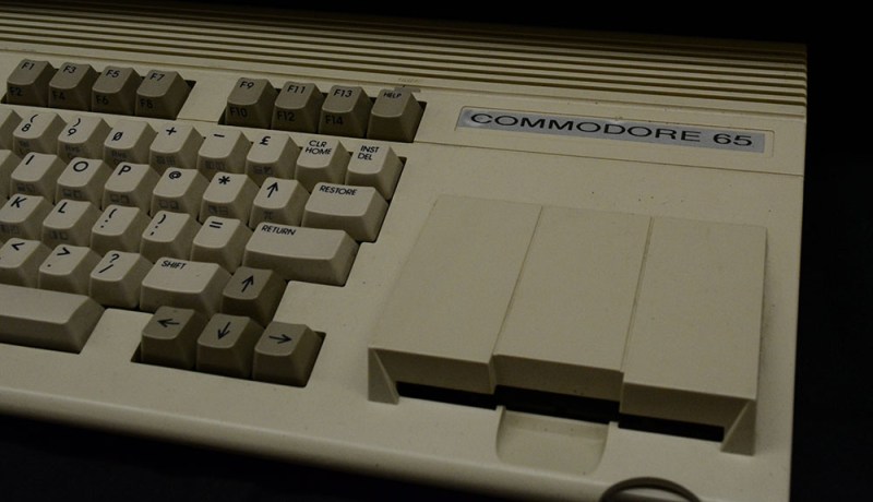 VCF: The Guys Keeping Up With Commodore | Hackaday