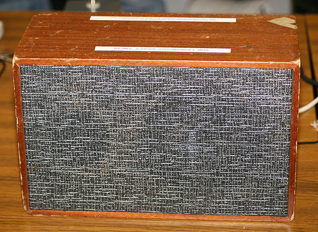 A Queen Mystery: The Legend Of The Deacy Amp | Hackaday