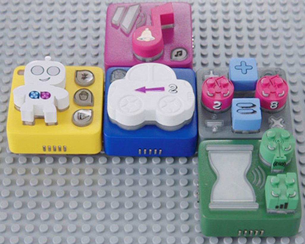 LEGO-compatible Electronics Kits Everywhere! | Hackaday