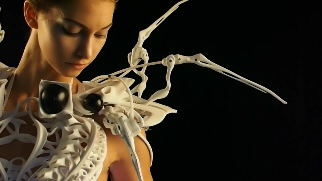 Anouk Wipprecht: Robotic Dresses And Human Interfaces | Hackaday