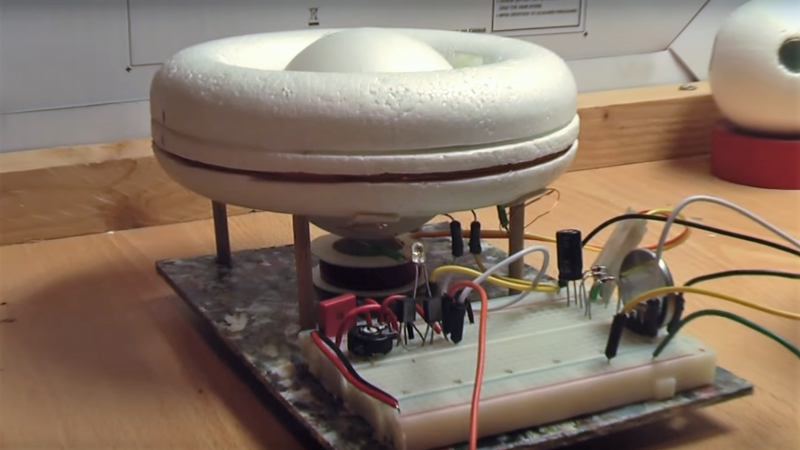 Low-Power Motor Can Run For Years On A Coin Cell | Hackaday