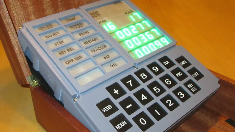 Start Your Apollo Collection With An Open Source DSKY | Hackaday