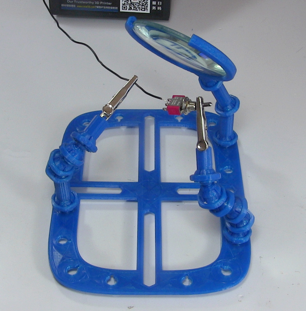 Printed It: Do More With Lockable Ball And Socket Helping Hands | Hackaday