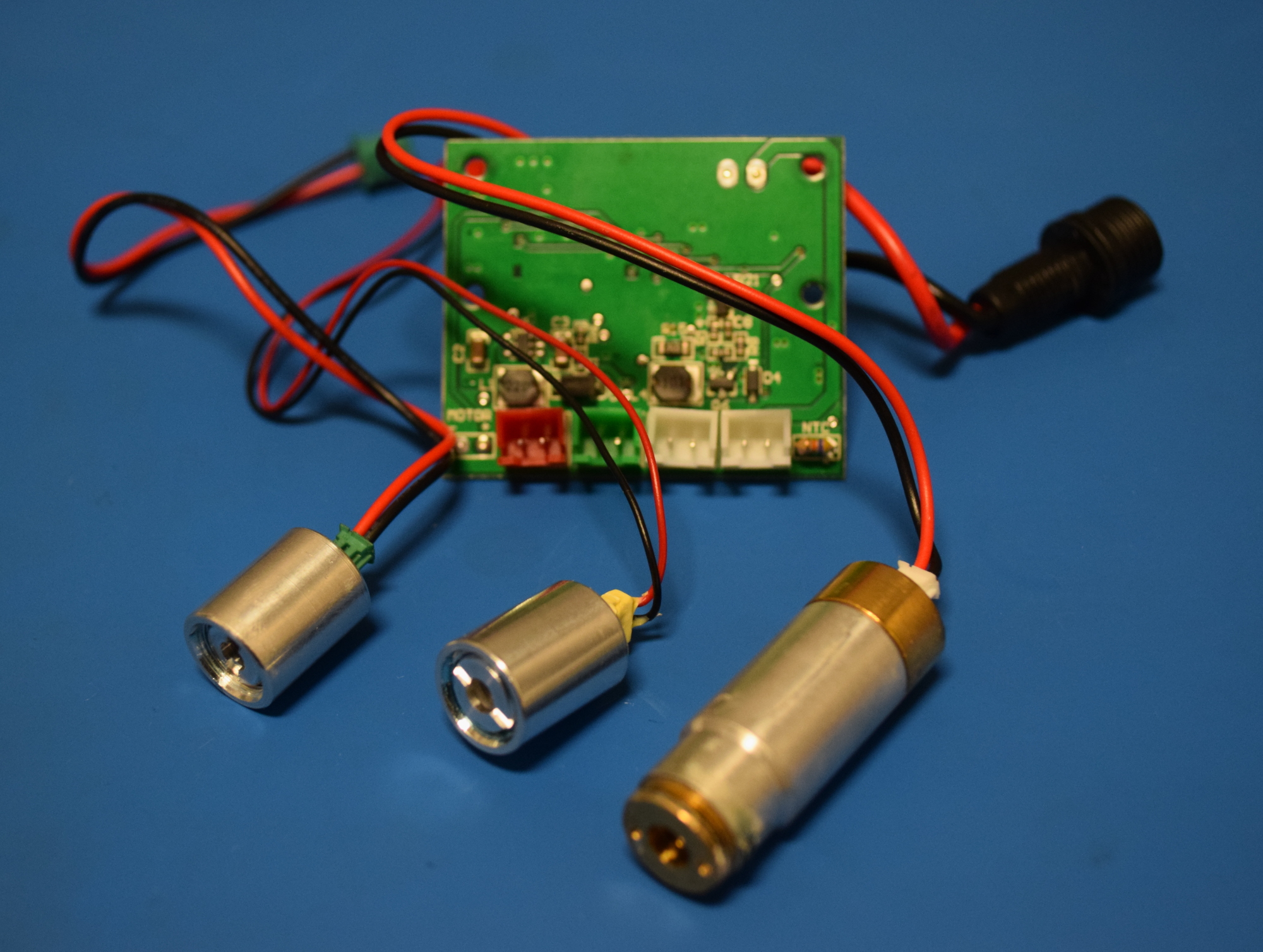 Teardown: What’s Inside A Christmas Laser Projector? | Hackaday