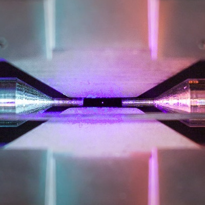 Photograph Of Single Atom Captured With A Plain Old Camera | Hackaday