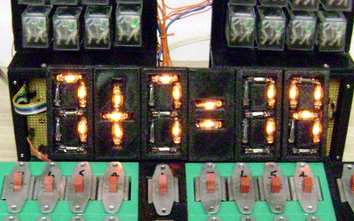 Neon-seven-segment-thumb | Hackaday