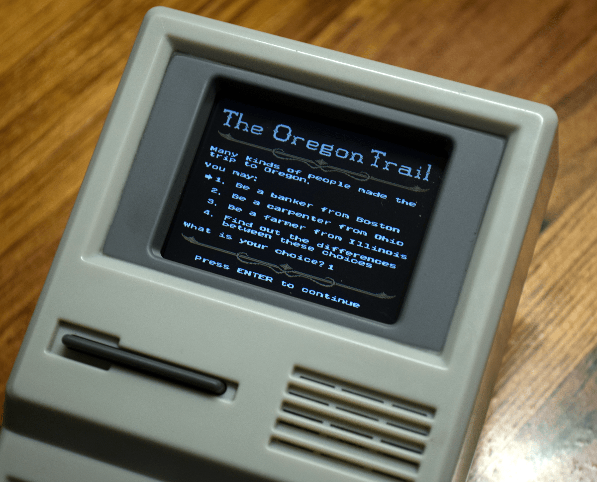 Teardown: The Oregon Trail Handheld | Hackaday