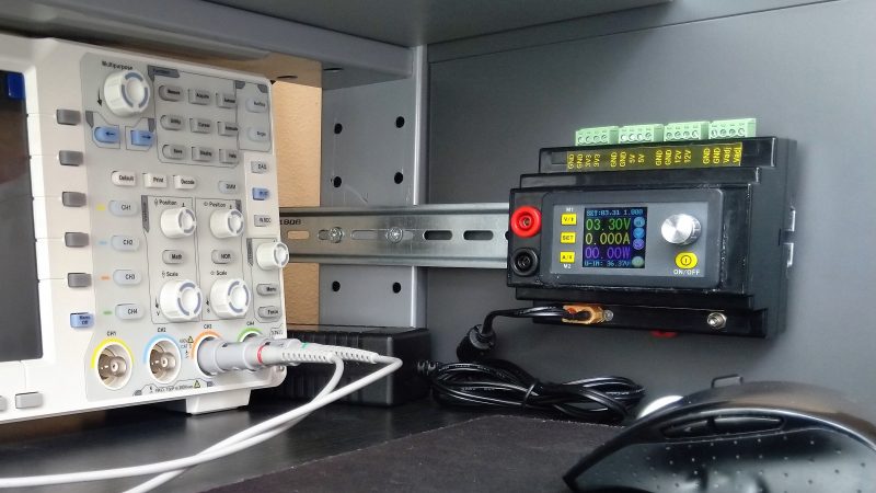 Bench Power Supply Packs A Lot Into A DIN-Rail Package | Hackaday