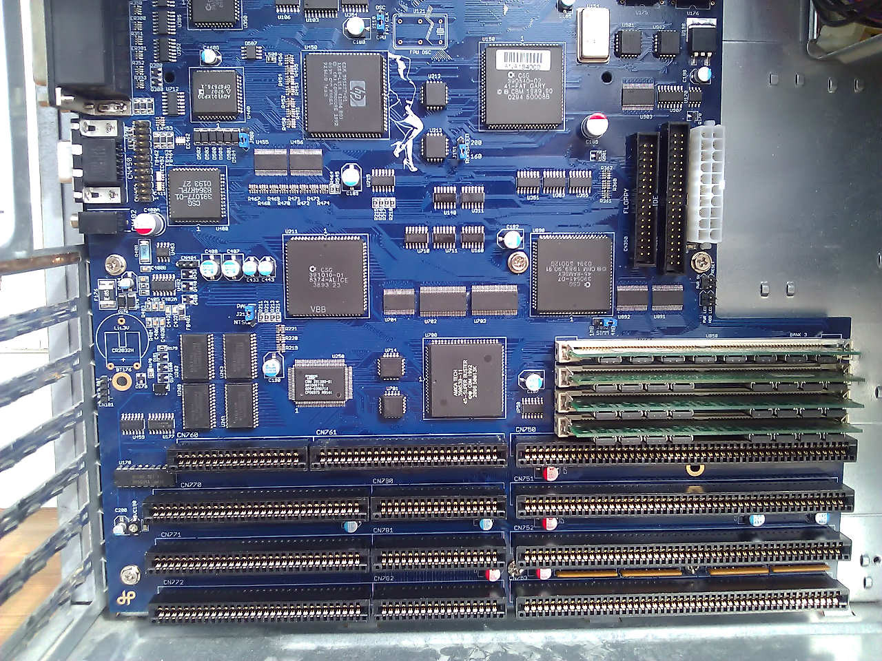 An Incredible ATX Amiga 4000 Motherboard | Hackaday