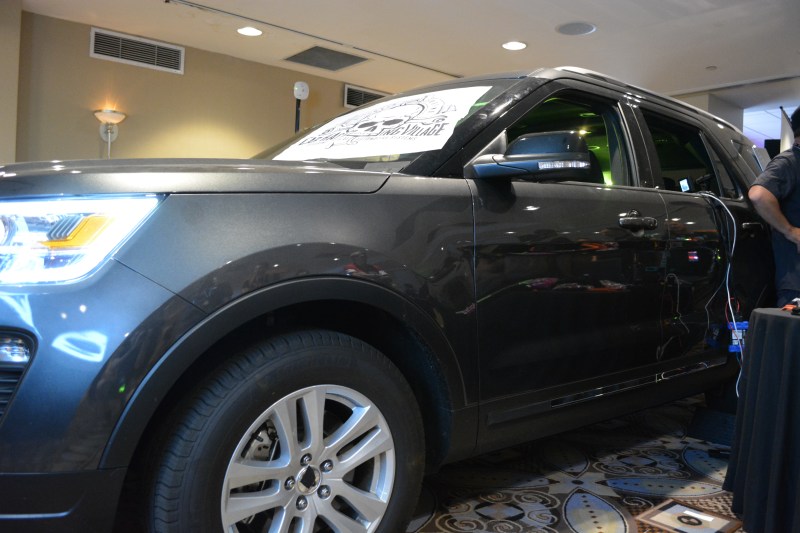 Dc26-car-hacking-escaperoom-vehicle | Hackaday