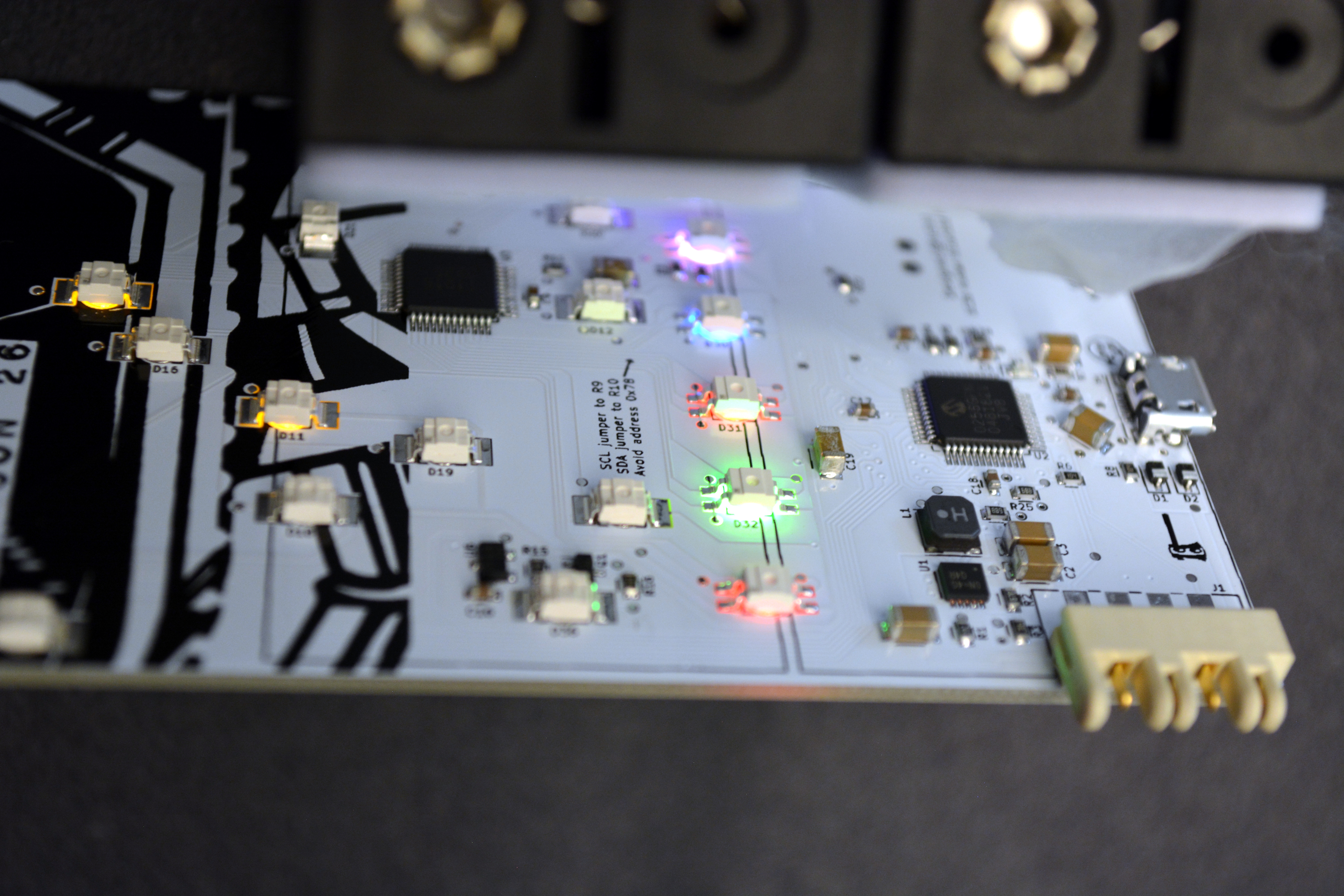 First Look At DEF CON 26 Official Badge | Hackaday