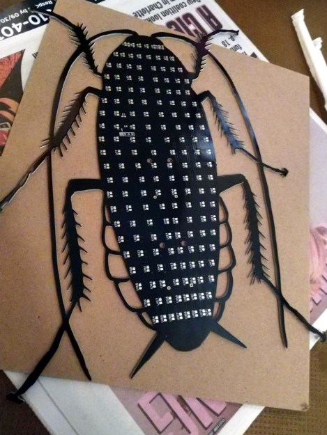 Defcon-badge-cockroach-by-red | Hackaday