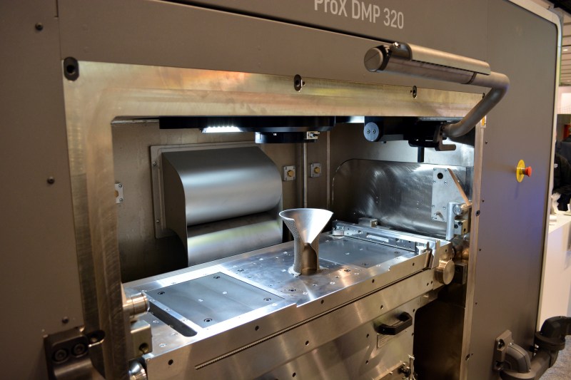 3dsystems-metal-printing-Prox-DMP-320-bed | Hackaday