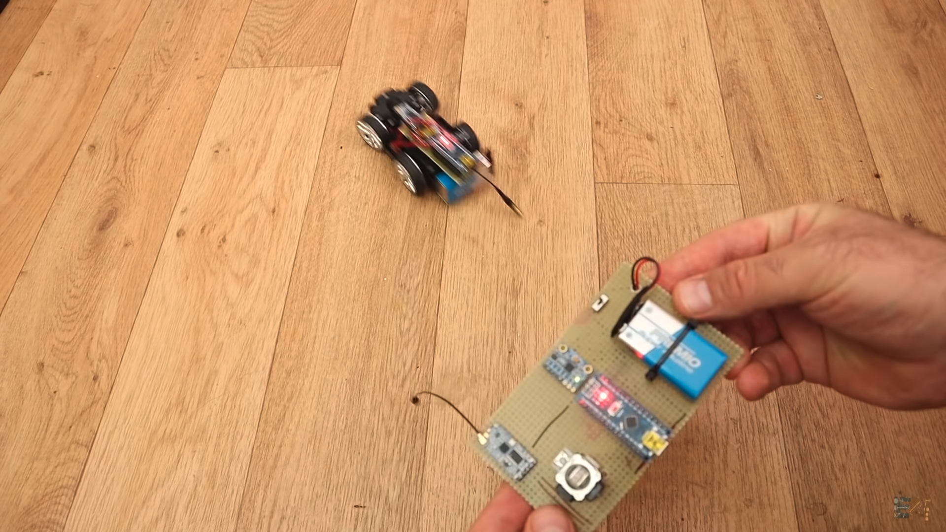 A New Tilt On RC Car Controllers | Hackaday