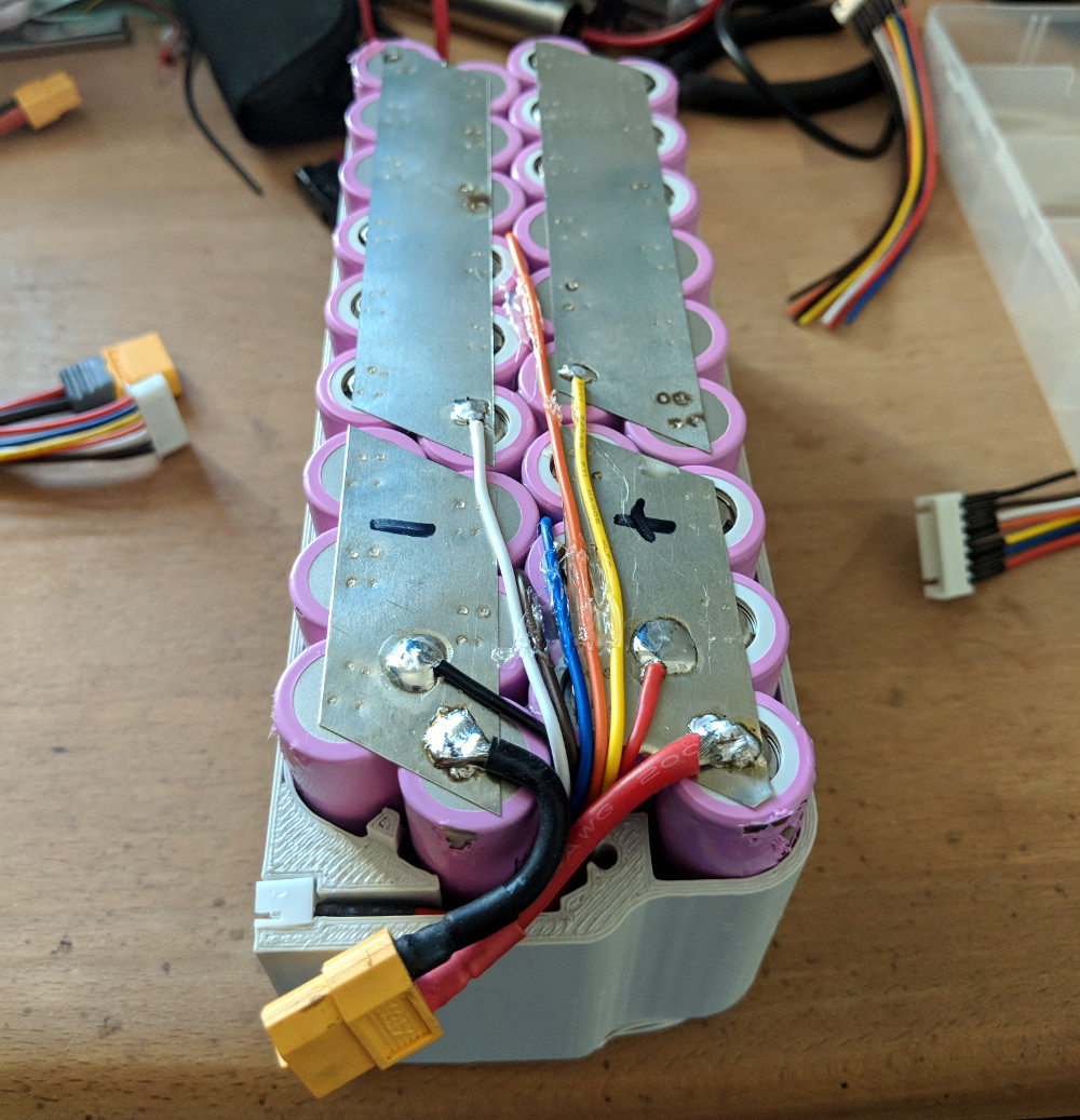 Keep ‘Em Flying With This Monster DIY Battery | Hackaday