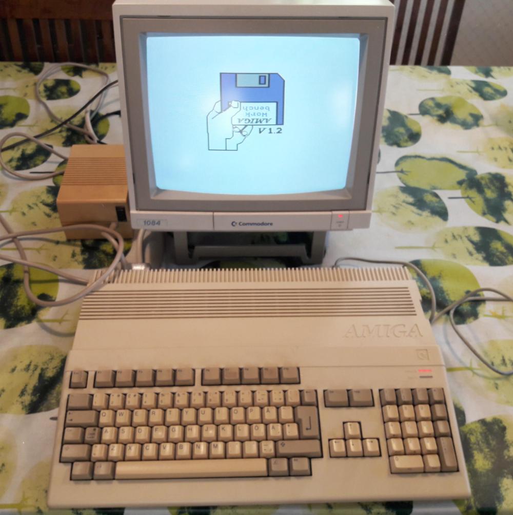 Rebuilding An Amiga 500 PSU | Hackaday