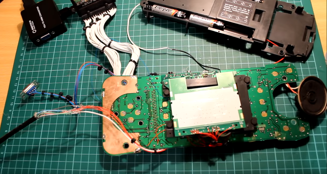 Atari Lynx Becomes Modern 2600 Console Homage | Hackaday