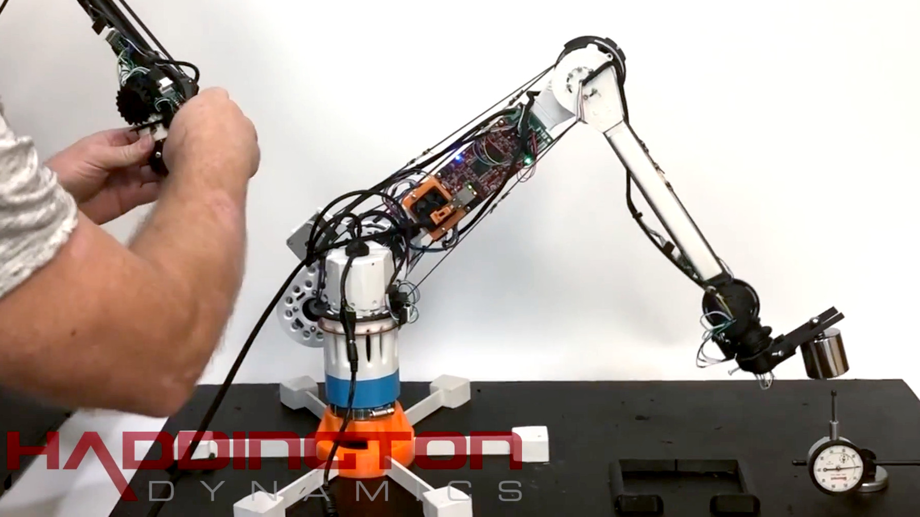 Dexter Robotic Arm Wins The 2018 Hackaday Prize | Hackaday