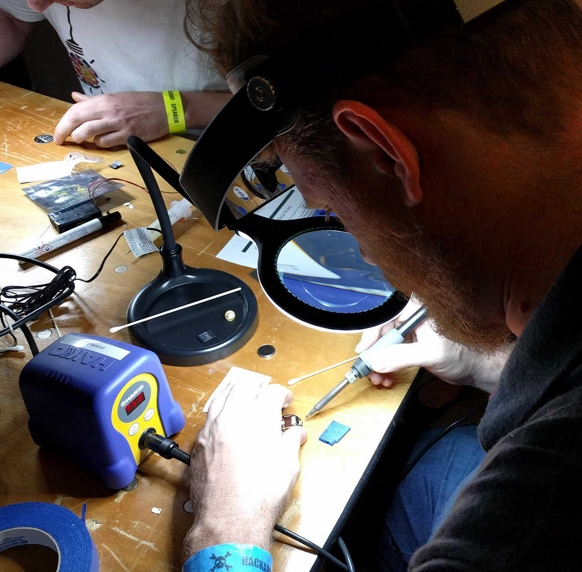 Competitive Soldering Gets Heated At Hackaday Superconference | Hackaday