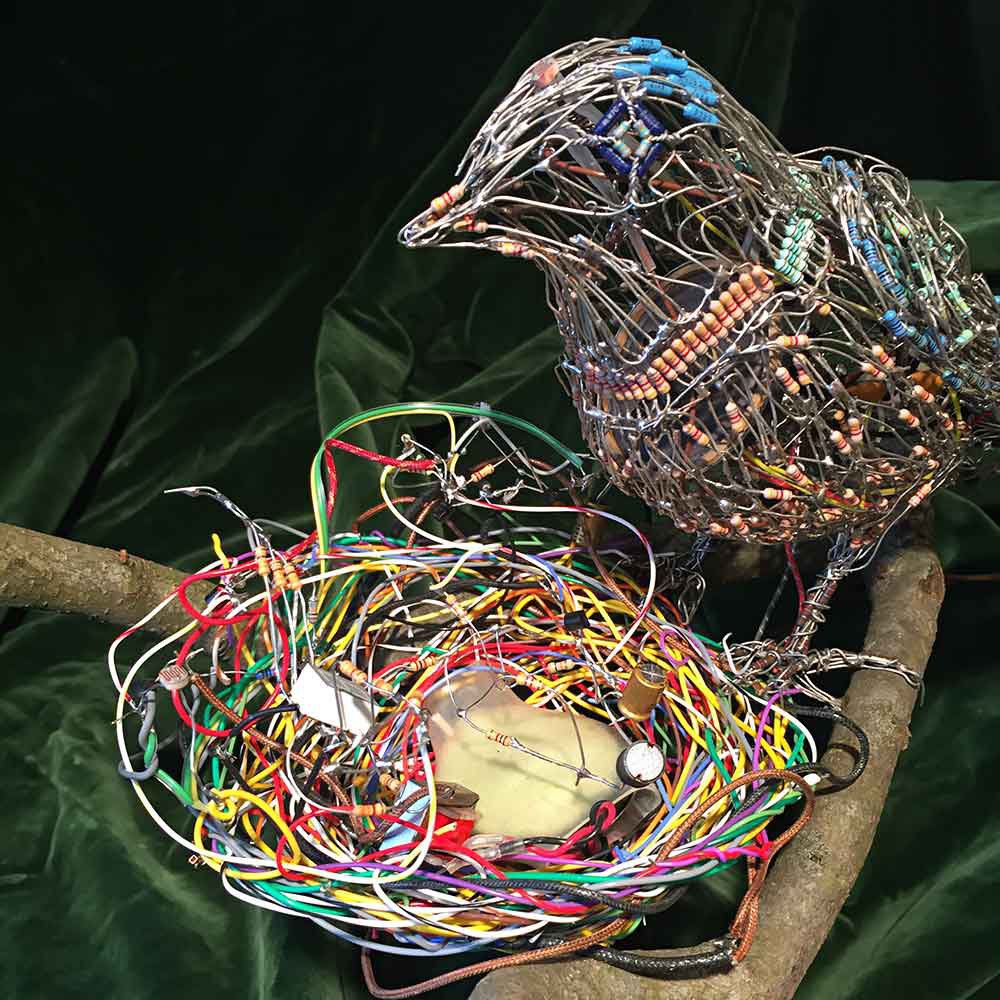 Electronic-sculpture-bird-finished | Hackaday
